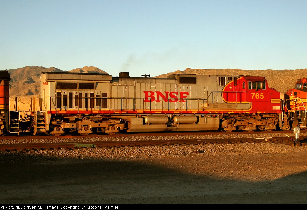 BNSF 765